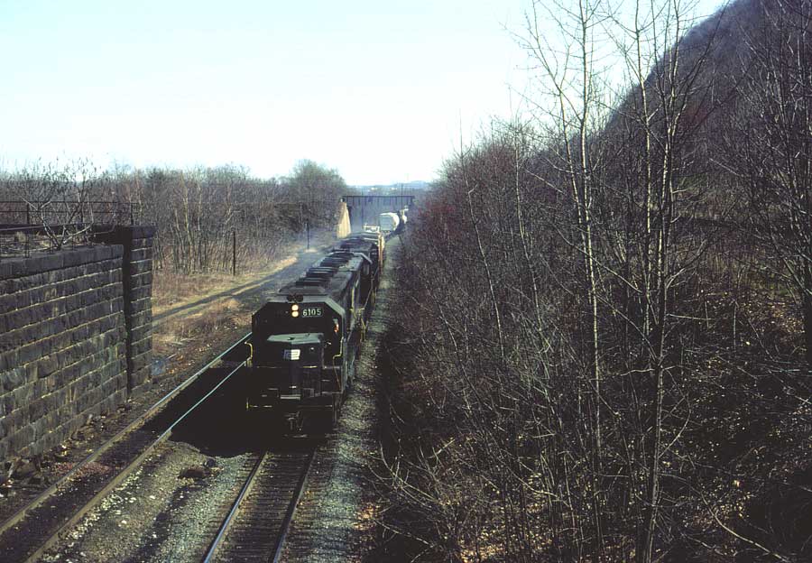 PENN CENTRAL ENOLA YARD